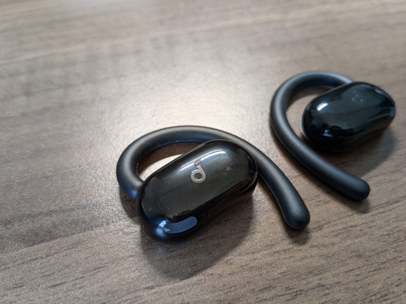 「Anker Soundcore V20i」レビュー｜安心のAnkerクオリティ。初めてのオープンイヤーにぴったり - モブぐらし